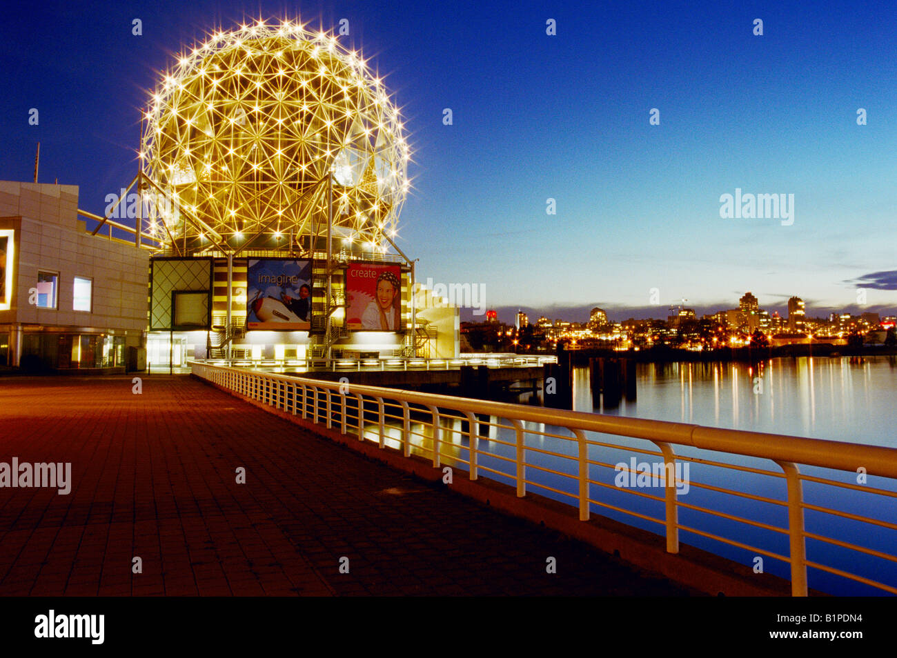 Science world hi-res stock photography and images - Alamy