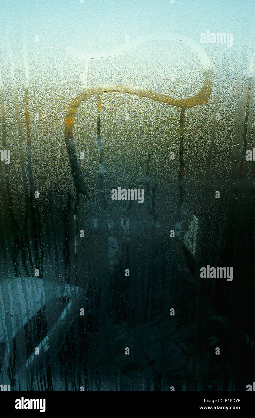 Line the window hi-res stock photography and images - Alamy