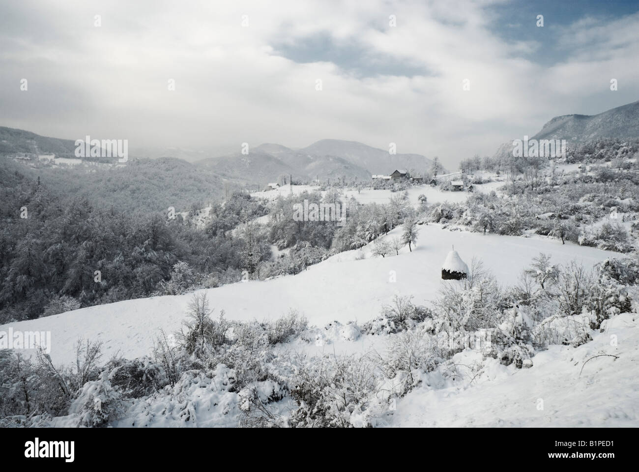 Bosnia mountains hi-res stock photography and images - Alamy