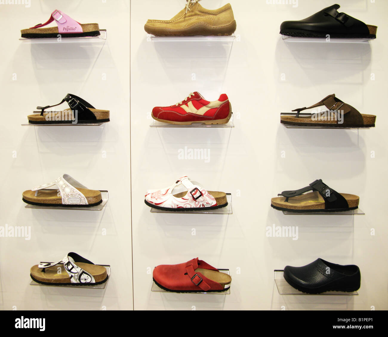 Modern shoe display Stock Photo - Alamy
