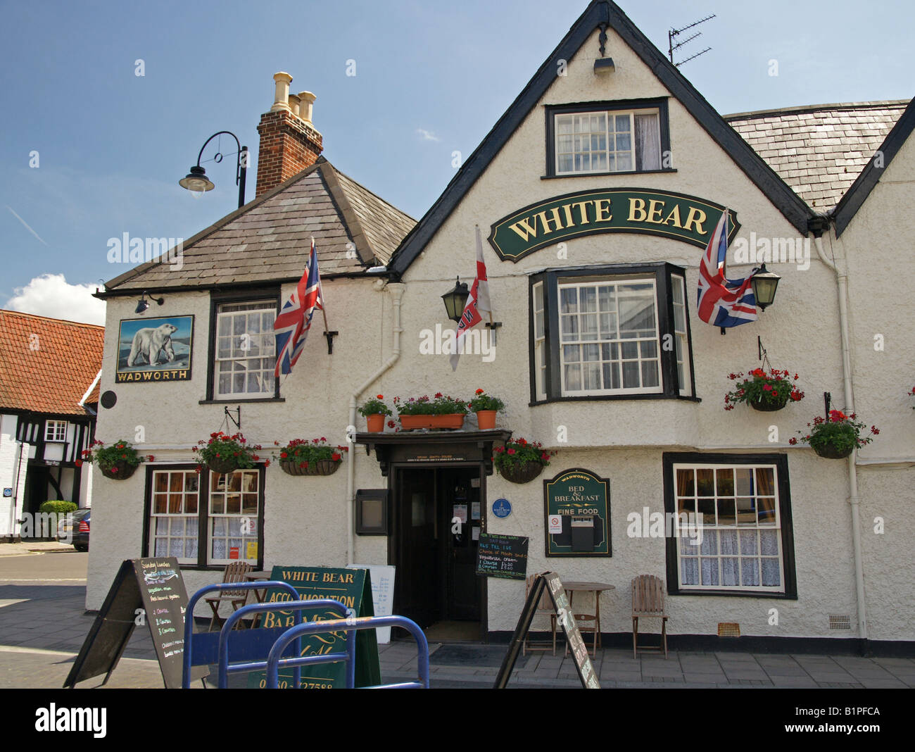 The white Bear pub in Devizes Wiltshire England Stock Photo - Alamy
