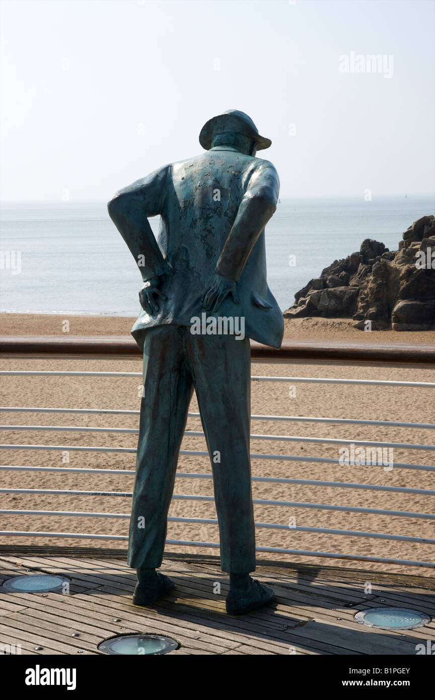 Statue of jacques tati hi-res stock photography and images - Alamy