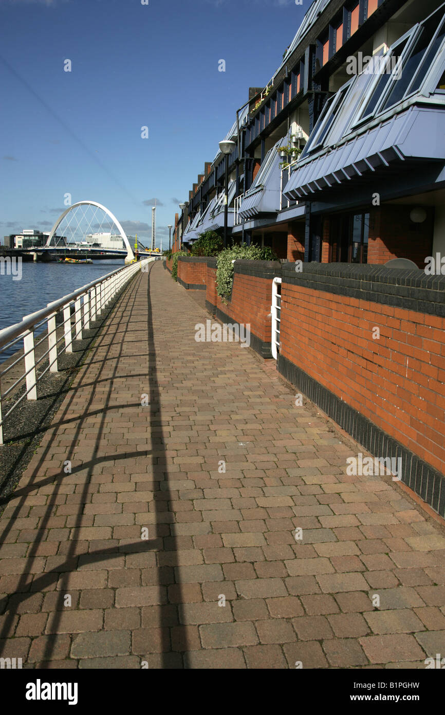 City of Glasgow, Scotland. Residential flats at Broomielaw on the banks ...