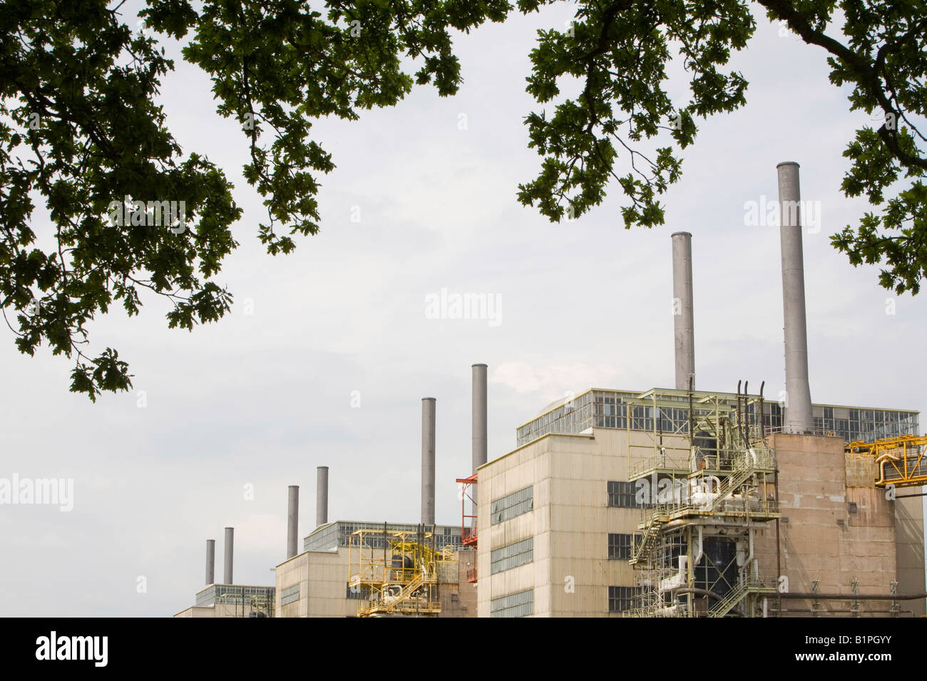 Chapelcross nuclear power station hi-res stock photography and images ...