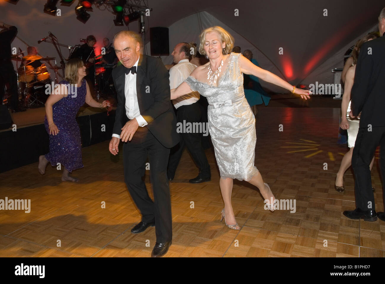 Black couple dancing party hi-res stock photography and images - Alamy