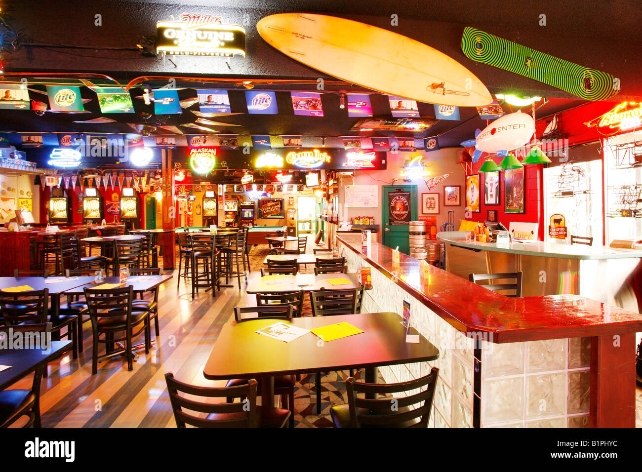 Small town US sports bar Stock Photo - Alamy