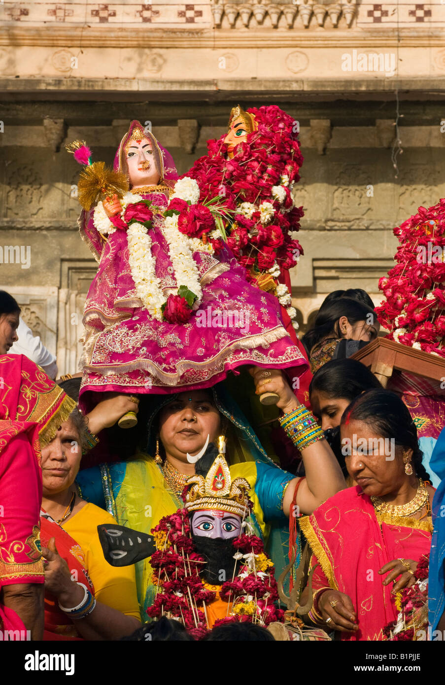 Gangur festival hi-res stock photography and images - Alamy