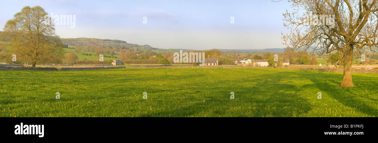 little longstone village in the peak district Stock Photo - Alamy
