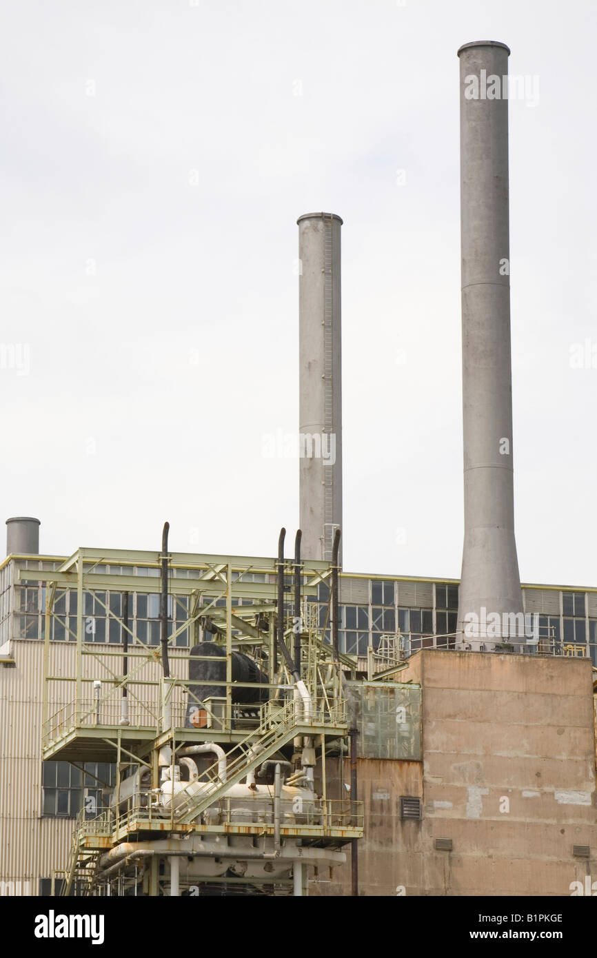 Chapelcross nuclear power station hi-res stock photography and images ...