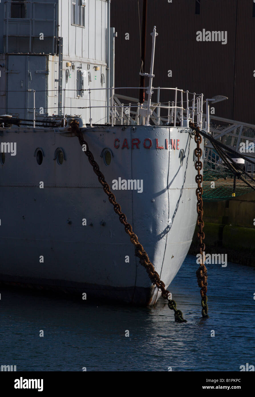 Oldest commissioned warship in the world hi-res stock photography and ...