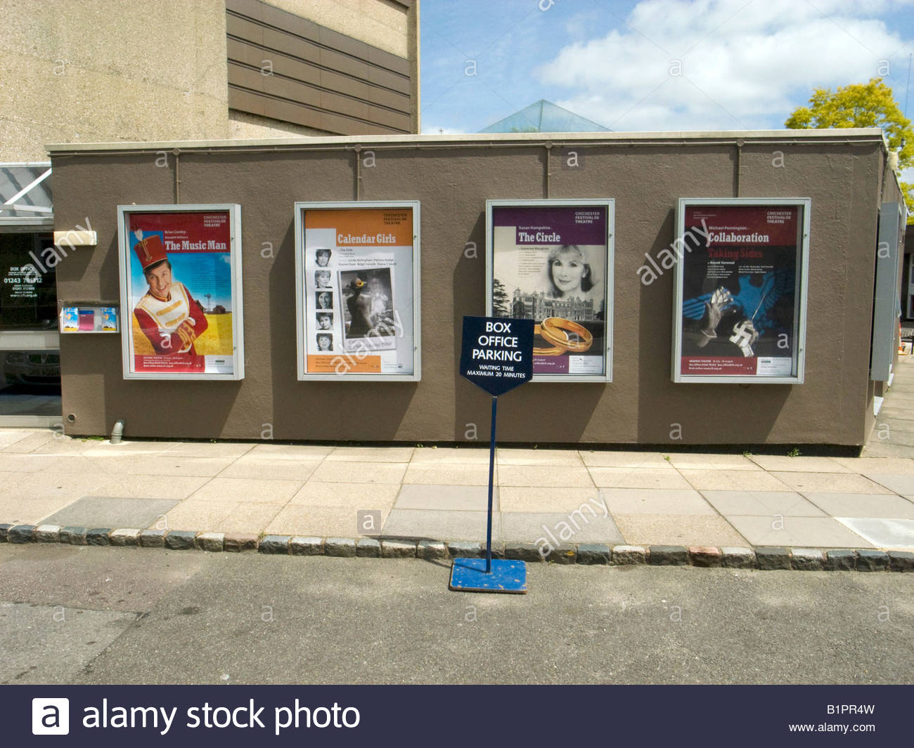 Maximum Theater High Resolution Stock Photography and Images - Alamy