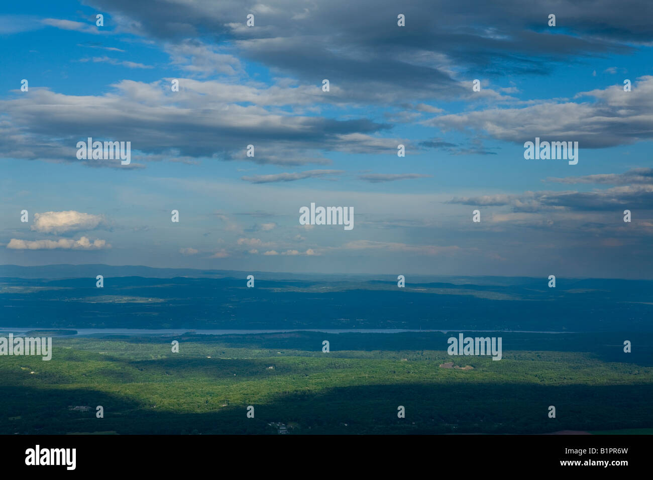 Expansive view of Hudson Valley from Escarpment Trail New York State ...