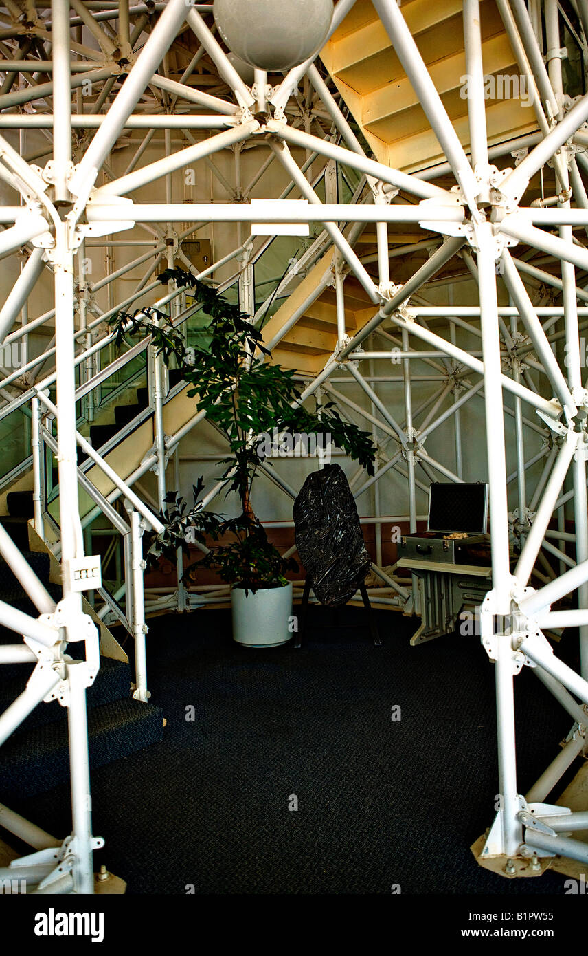 Image looking in through the interior structure of the Biosphere 2 ...