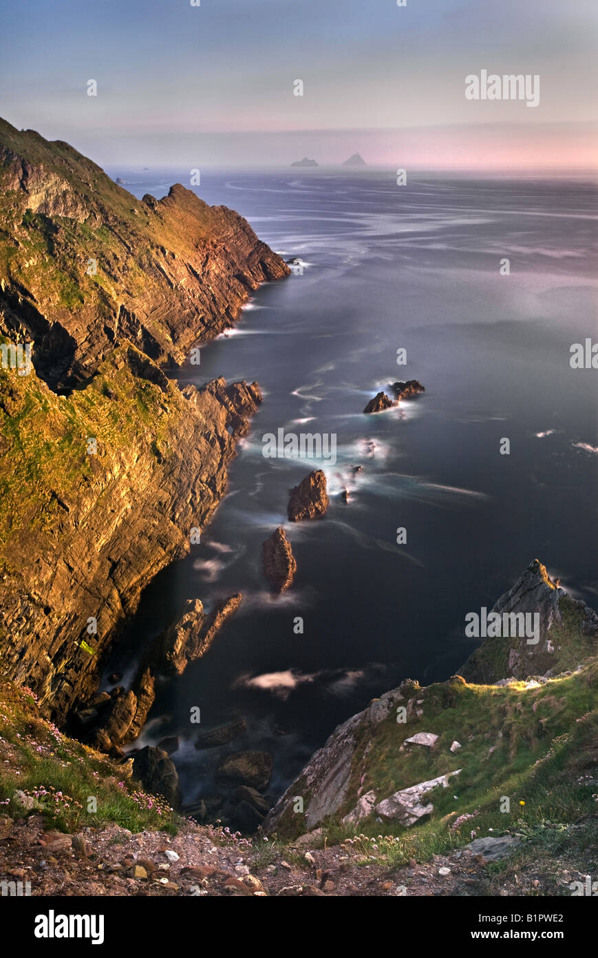 Skellig ring hi-res stock photography and images - Alamy