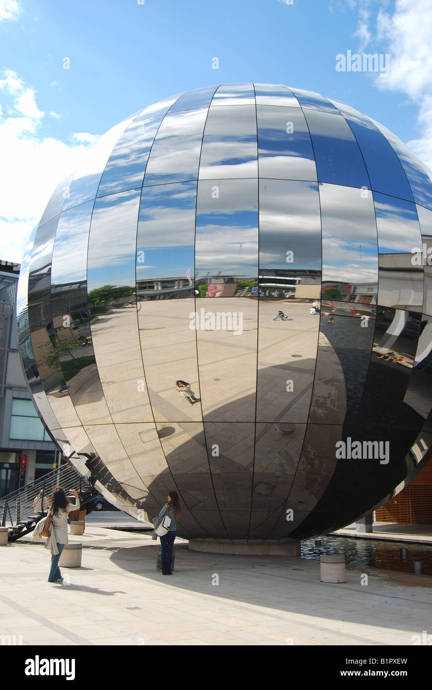 Mirrored Sphere Planetarium, At Bristol, Millenium Square, Harbourside ...