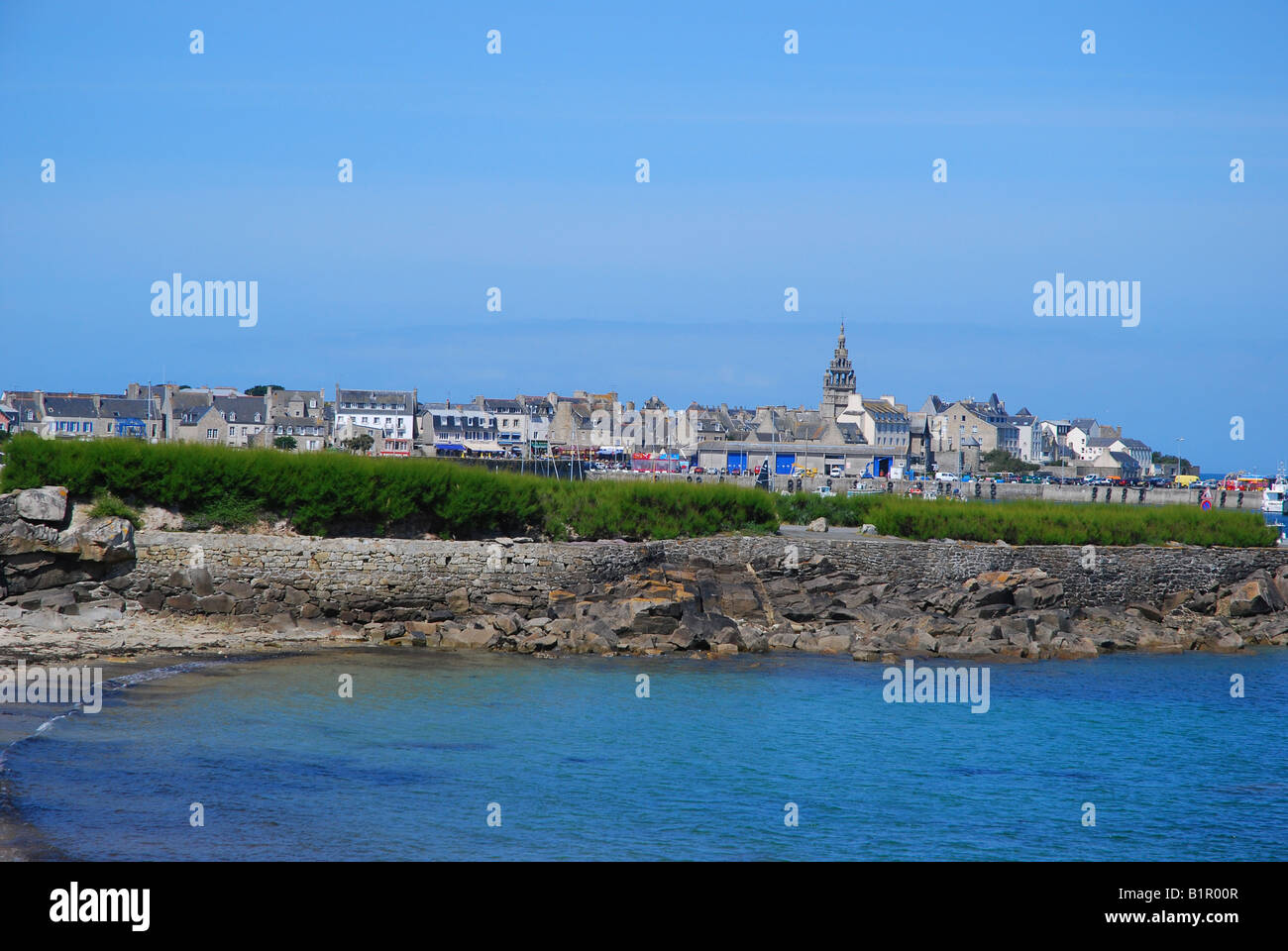 Roscoff harbour with sea background Stock Photo - Alamy