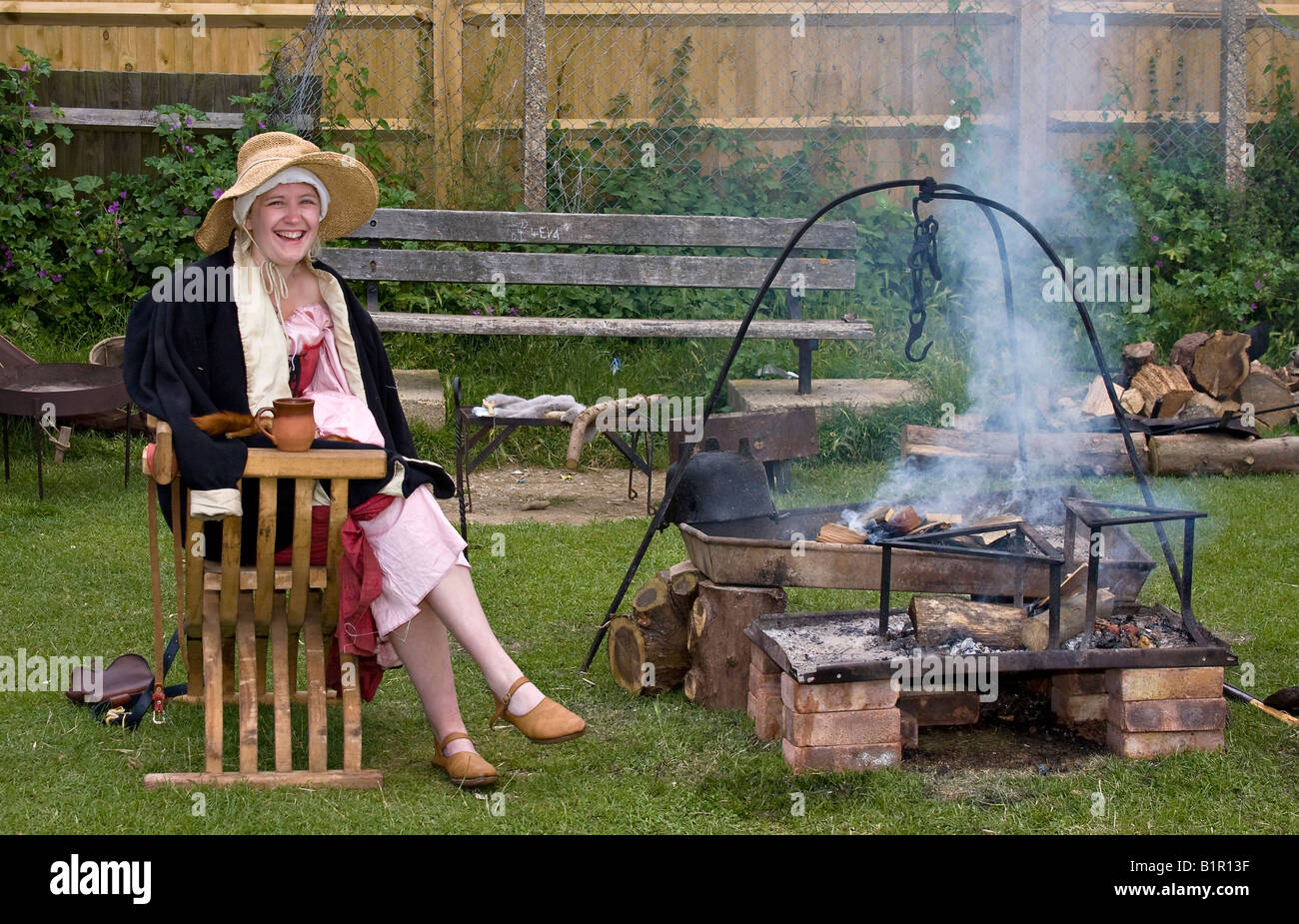 Medieval period woman hi-res stock photography and images - Alamy