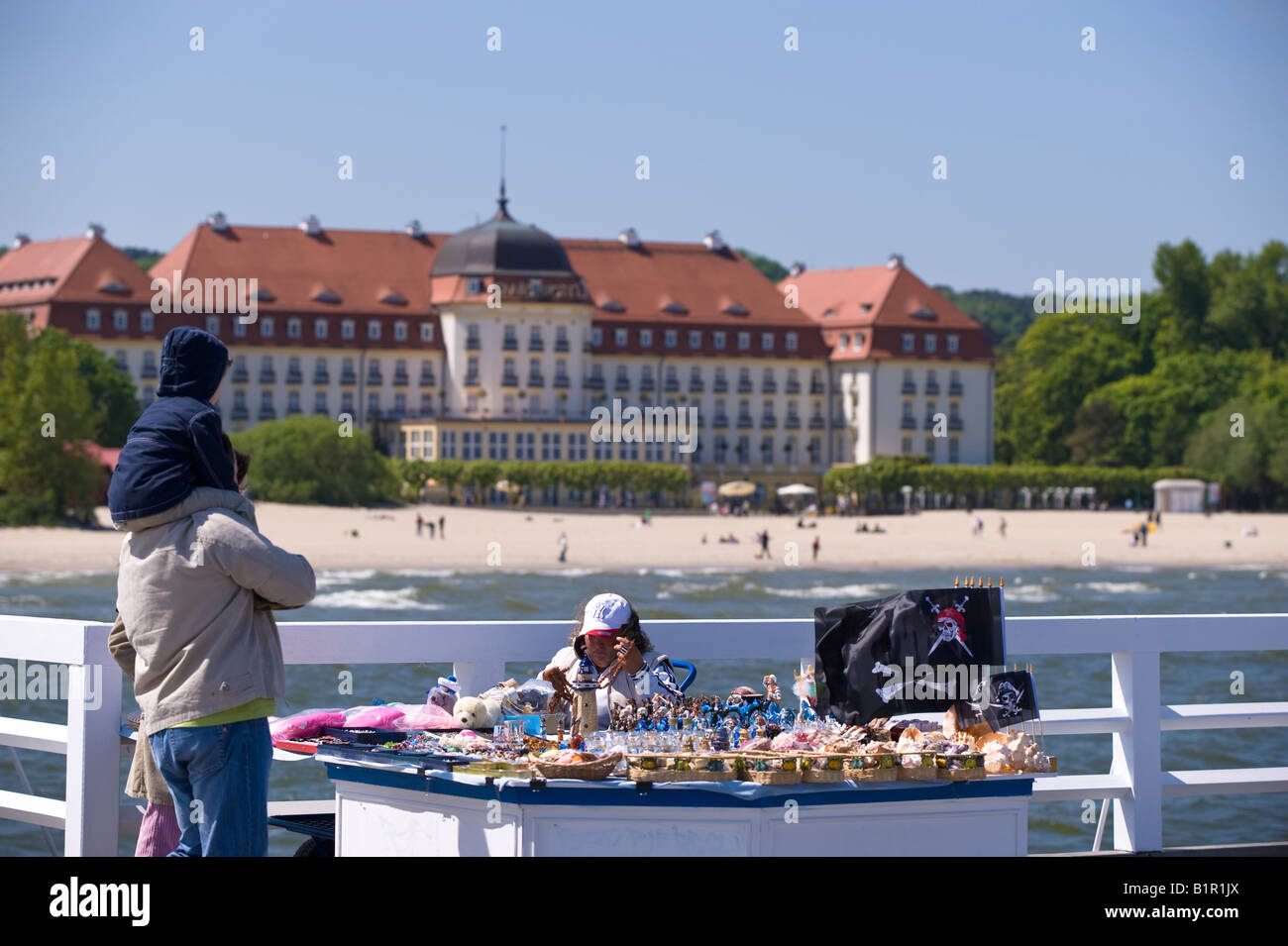 Stall selling sea shells in hi-res stock photography and images - Alamy