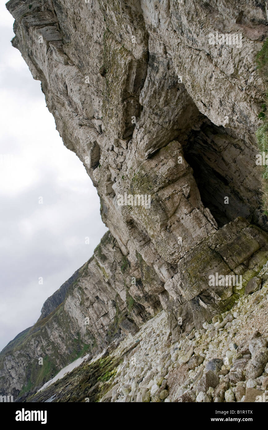 Cliff rope bridge sea tourists hi-res stock photography and images - Alamy