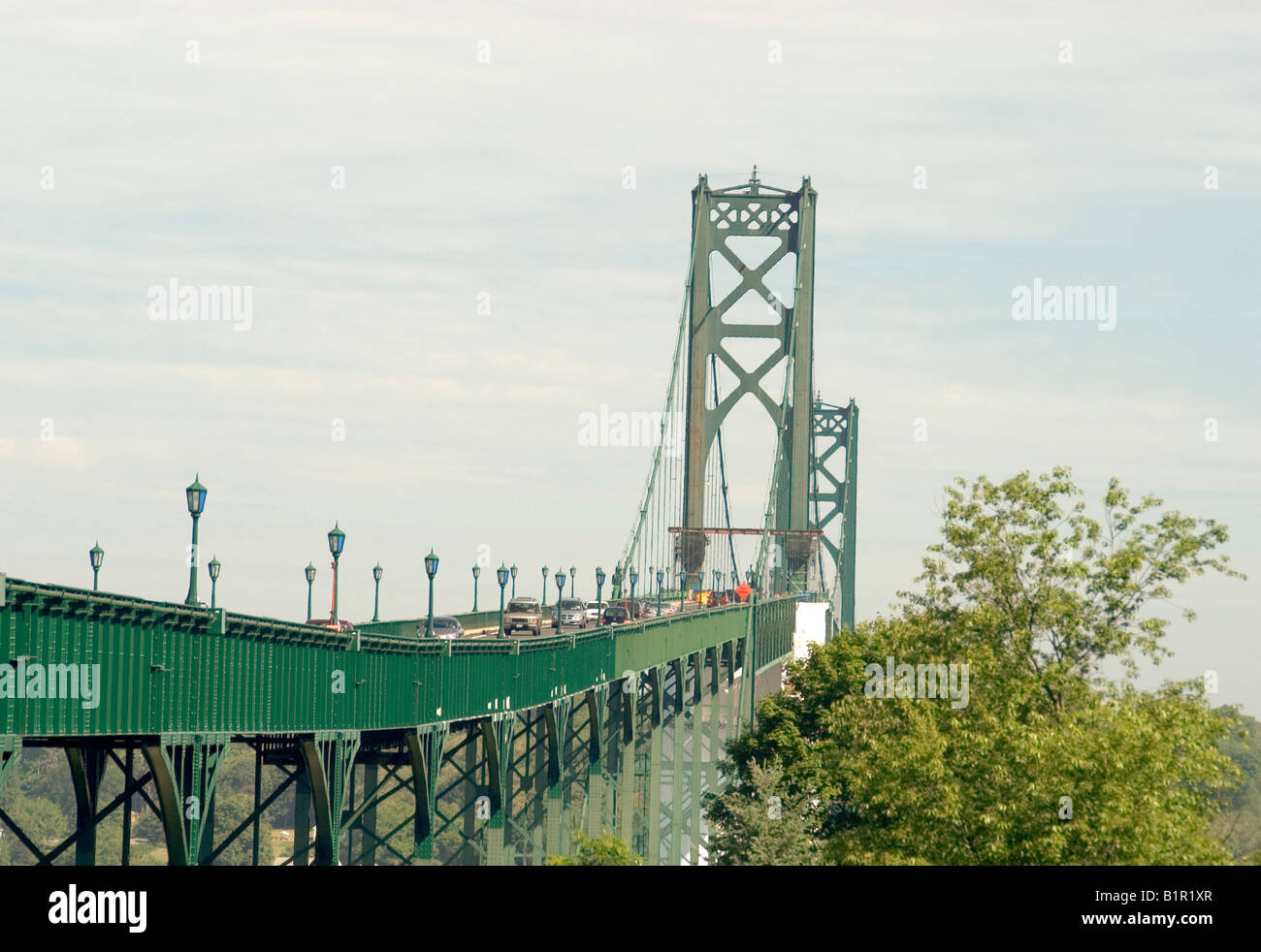 Mount hope bridge High Resolution Stock Photography and Images - Alamy