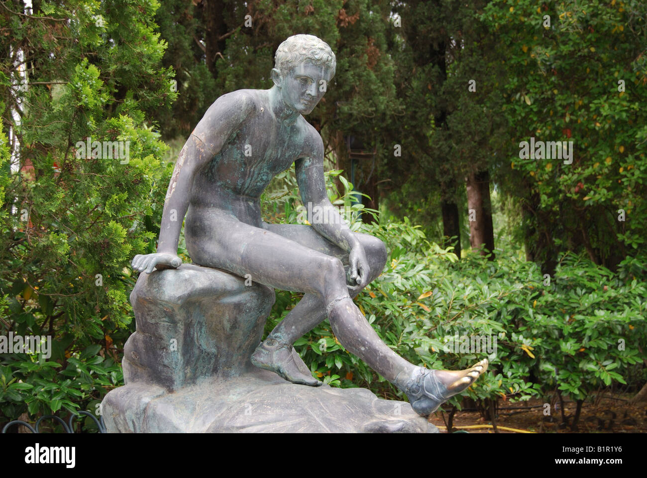 Achilles statue Corfu, Greece Stock Photo - Alamy Achilles statue Corfu, Greece Stock Photo - Alamy