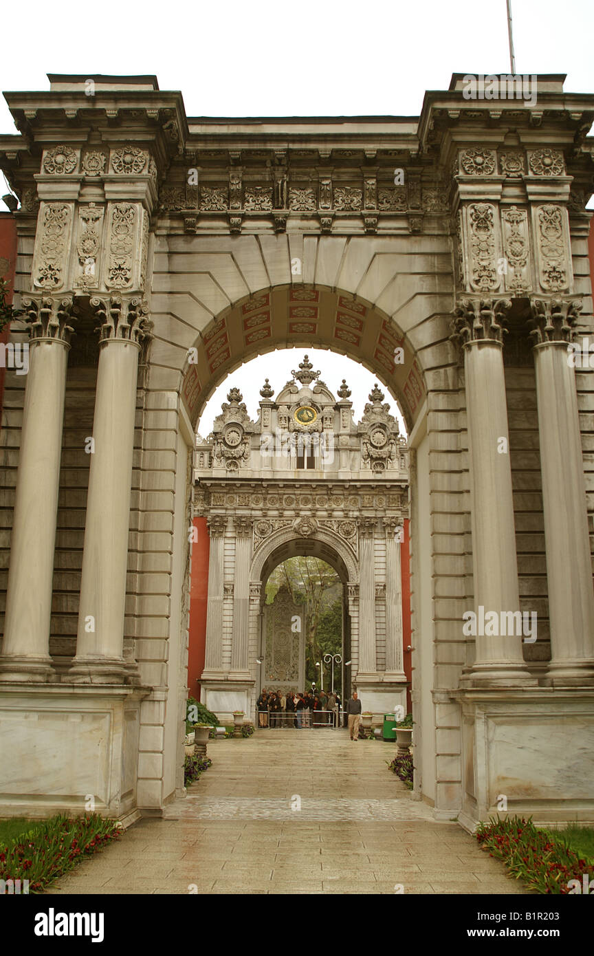 Dolmabahce palace entrance gate Stock Photo - Alamy