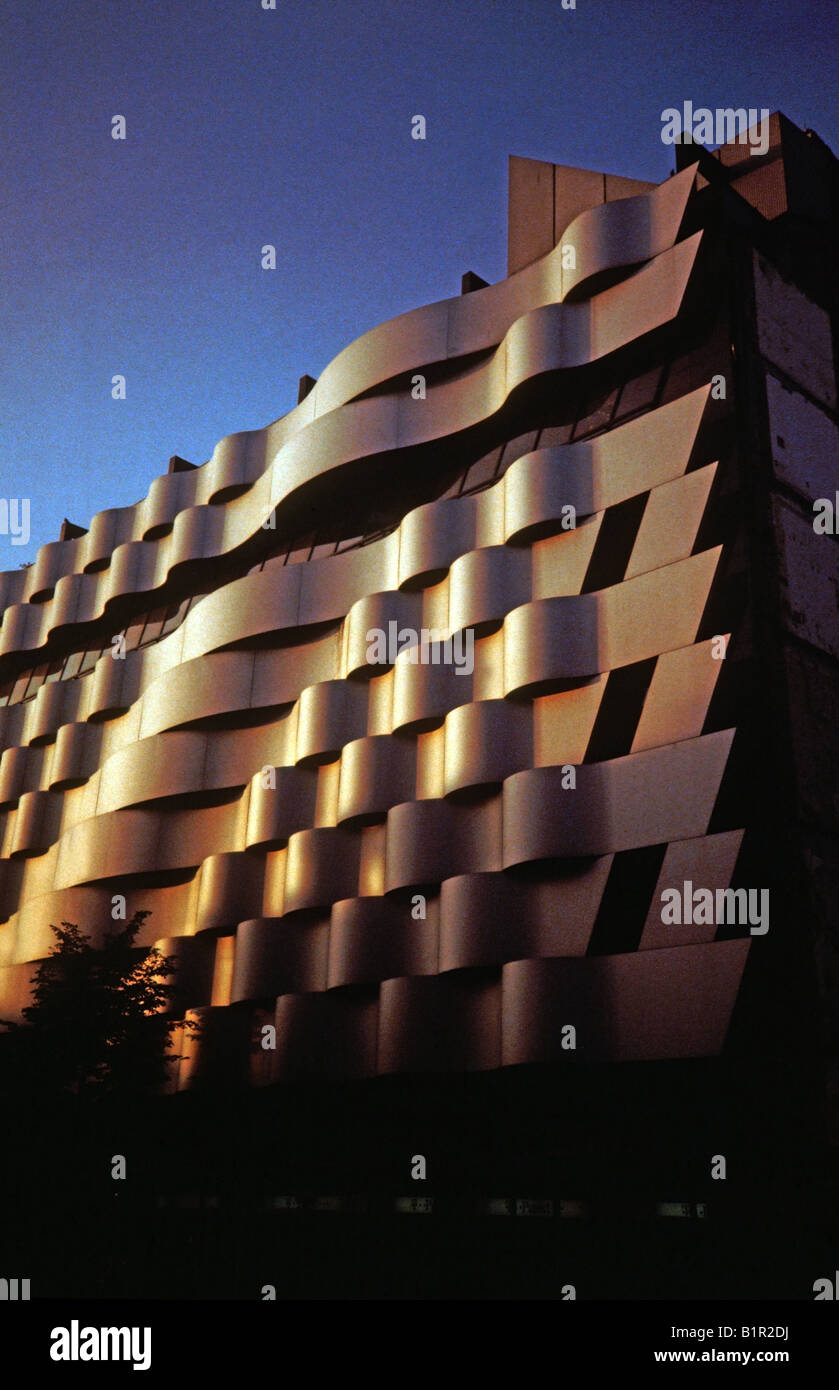 Interesting building in dusseldorf hi-res stock photography and images ...