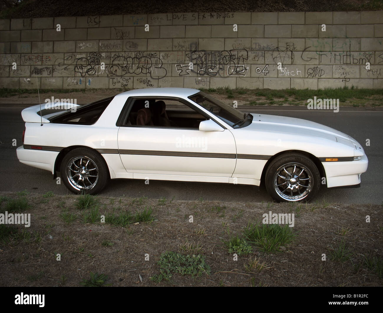 White wall rims hi-res stock photography and images - Alamy