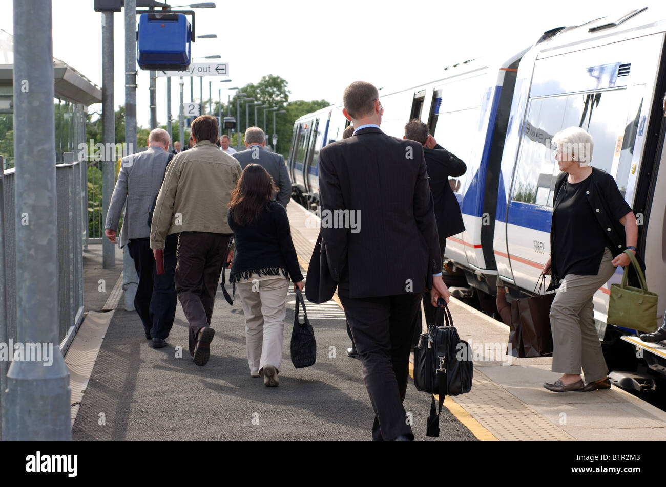 Chiltern Railways passengers getting off train at Warwick Parkway ...