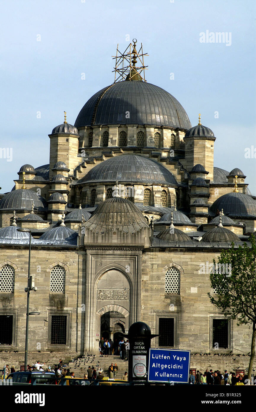 New mosque Istanbul Turkey Stock Photo - Alamy