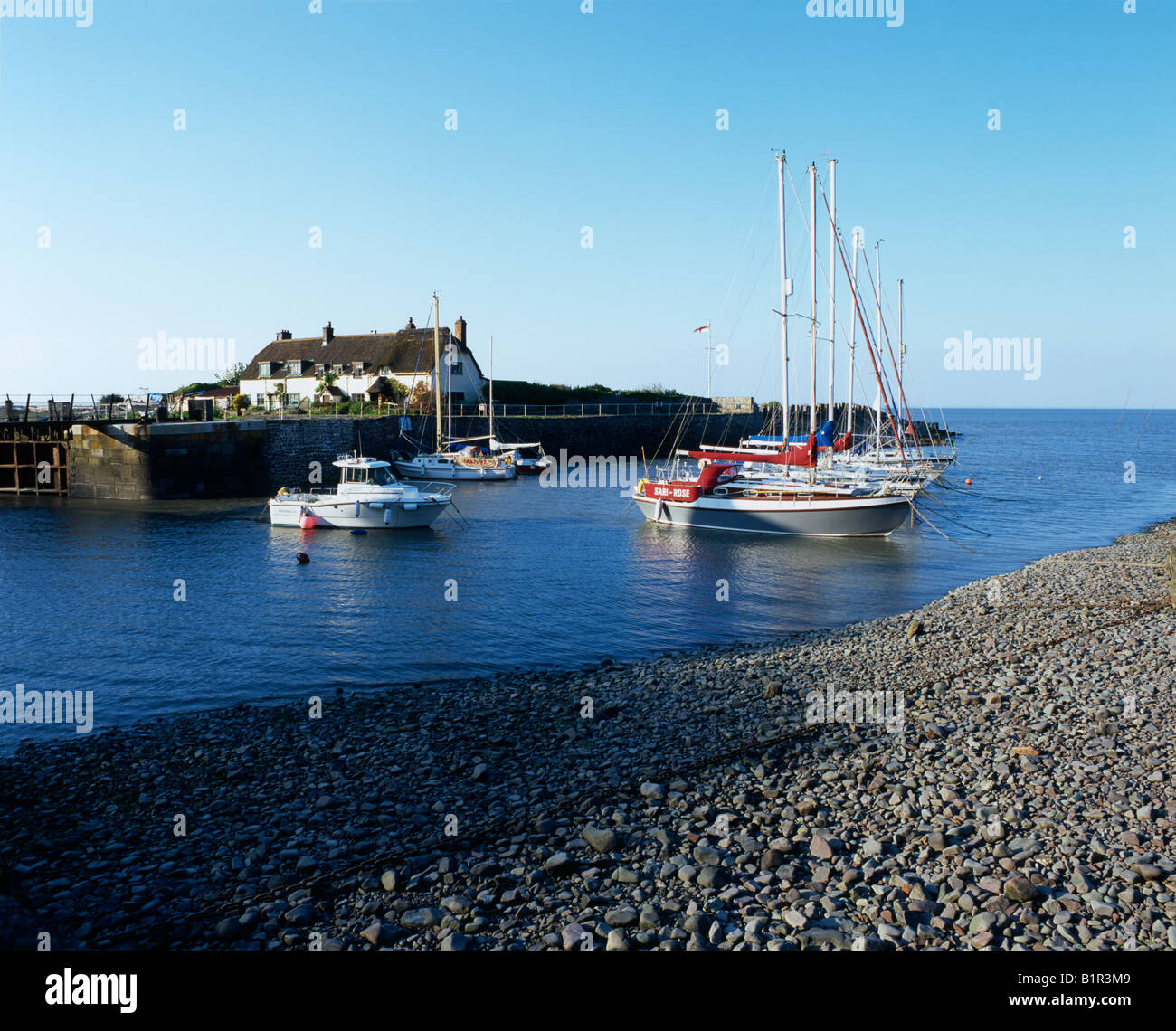 Weir Quay High Resolution Stock Photography and Images - Alamy