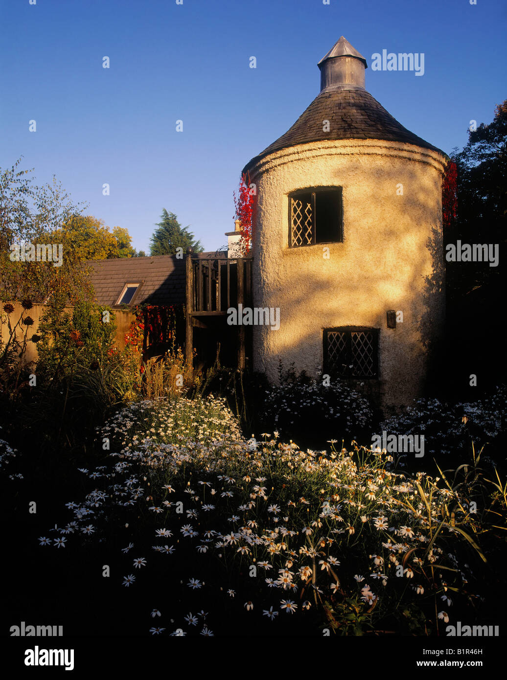 Meath gardens hi-res stock photography and images - Alamy