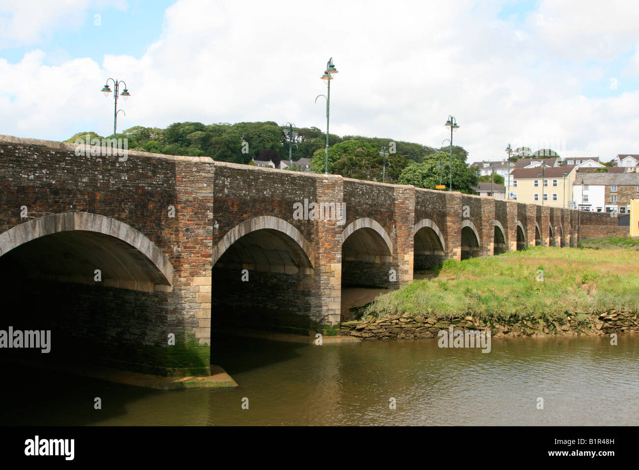 The old bridge river camel Wadebridge town centre high street north ...