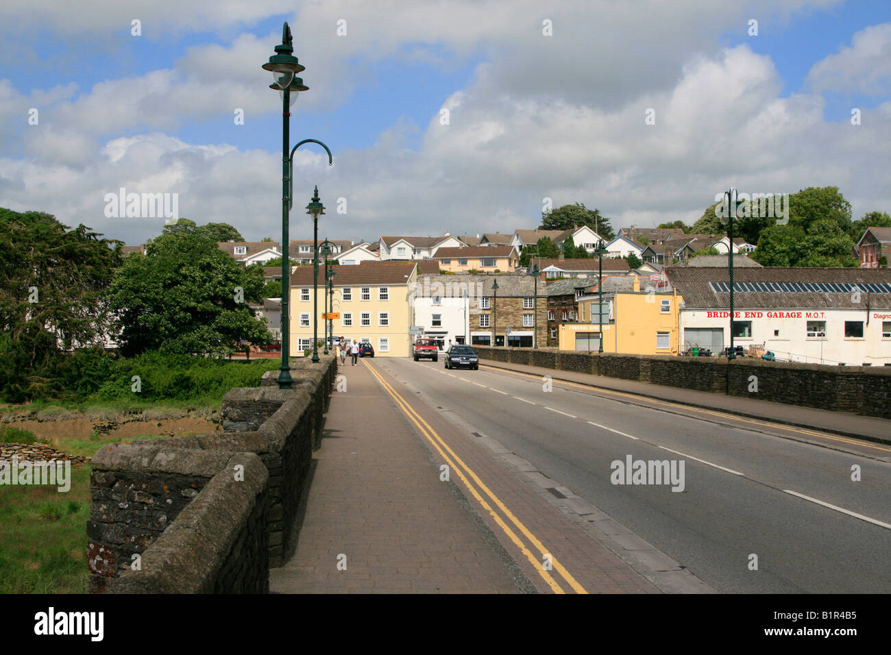 The old bridge river camel Wadebridge town centre high street north ...