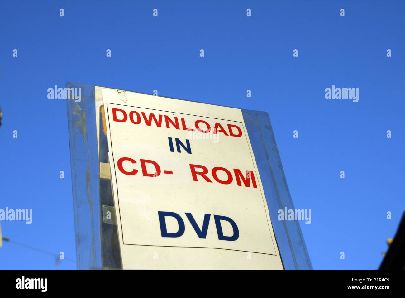 photo card download cd rom dvd sign outside shop Stock Photo - Alamy