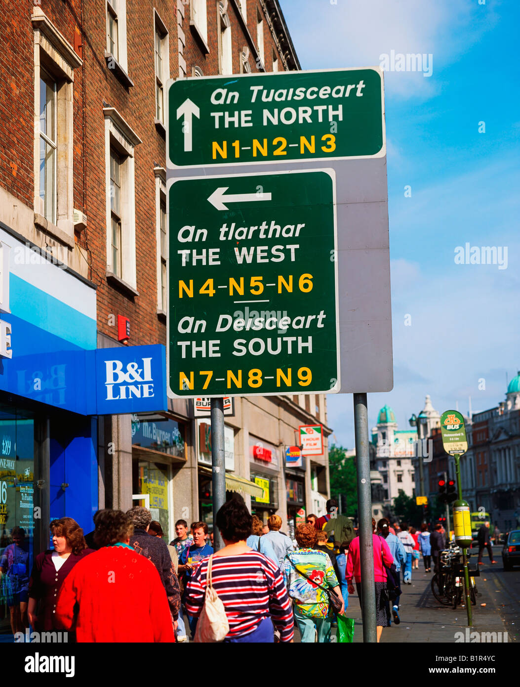 Roadsigns, O'Connell Bridge, Dublin Stock Photo - Alamy