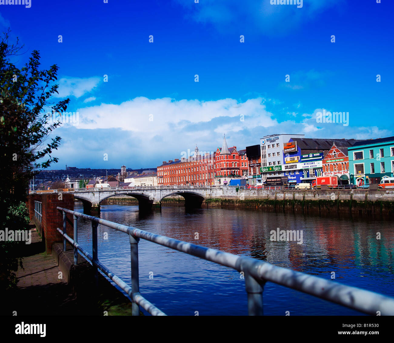 Cork quays hi-res stock photography and images - Alamy