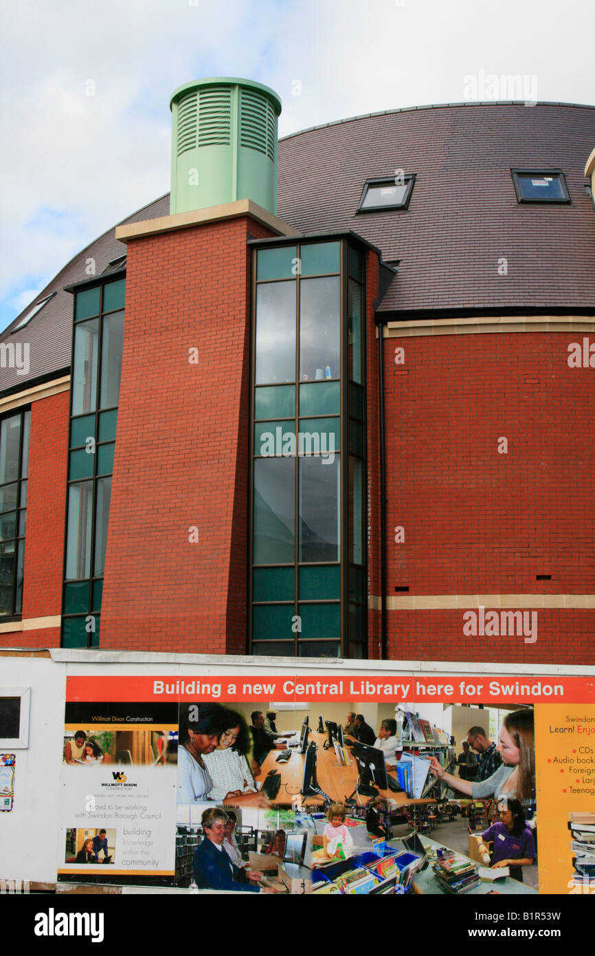 Existing library hi-res stock photography and images - Alamy