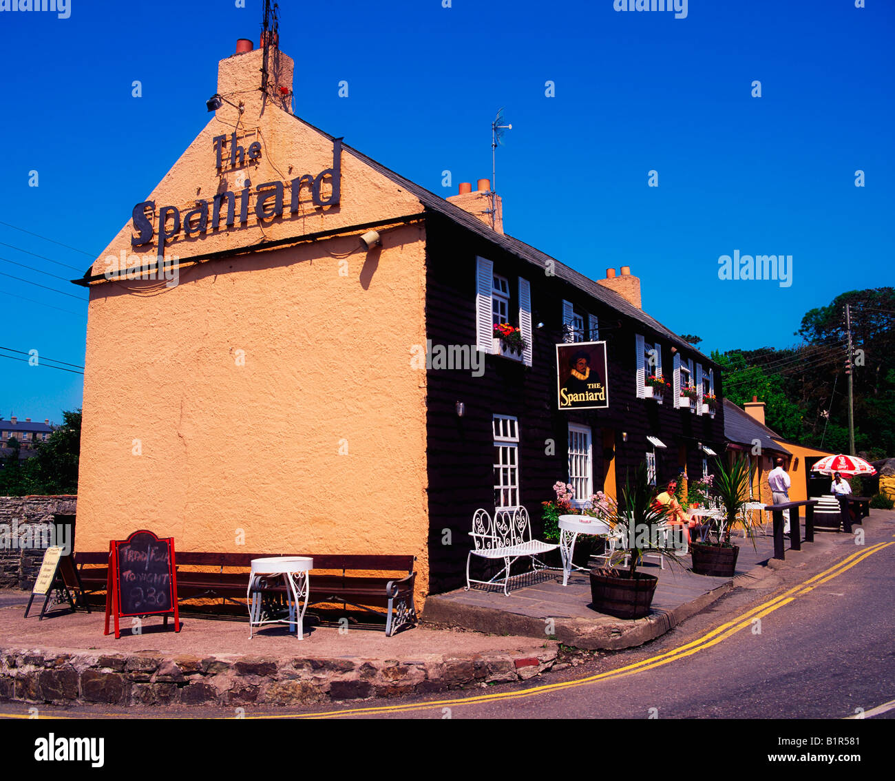 Irish pub kinsale hi-res stock photography and images - Alamy