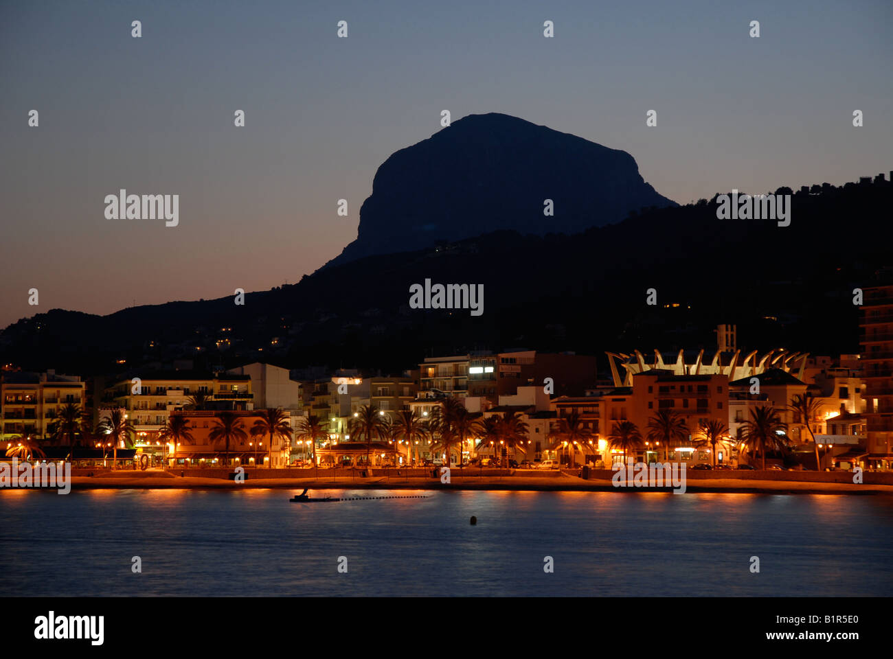 Javea dusk montgo hi-res stock photography and images - Alamy