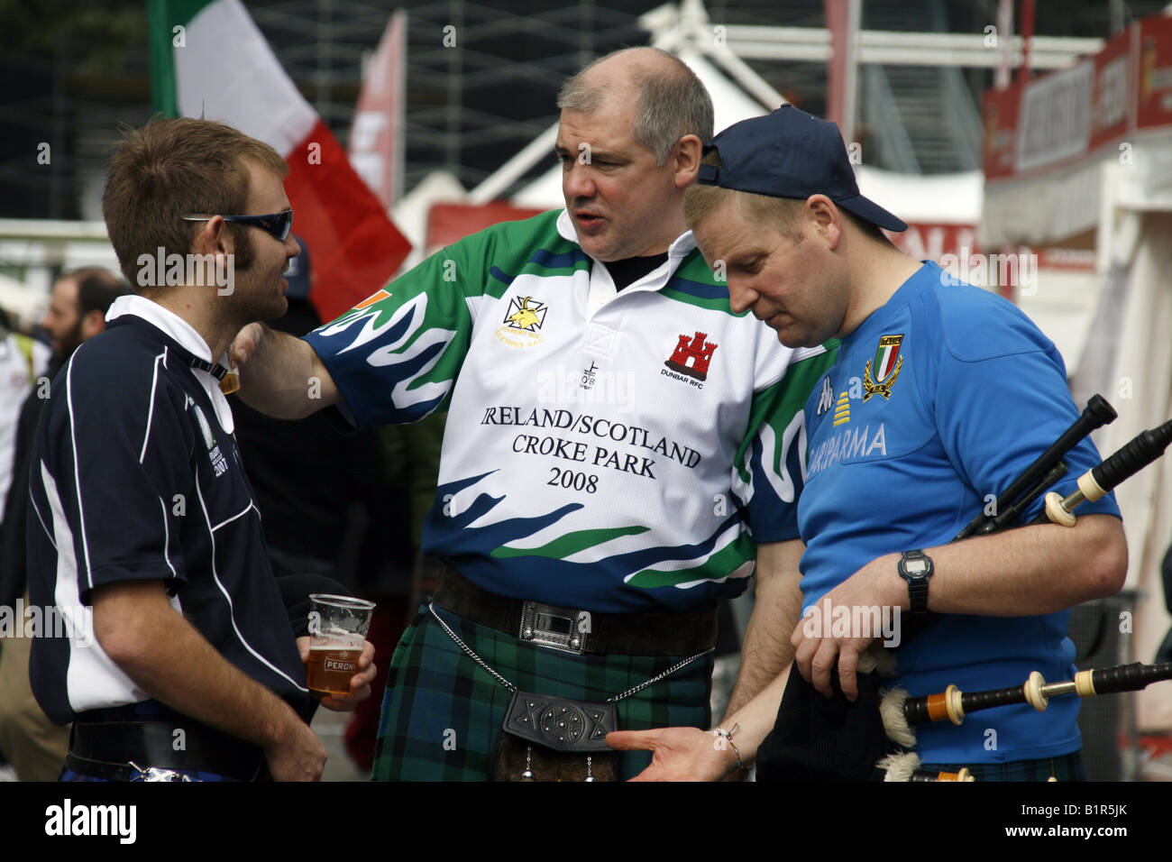 Scottish rugby fans wearing tartan kilts in rome hi-res stock ...