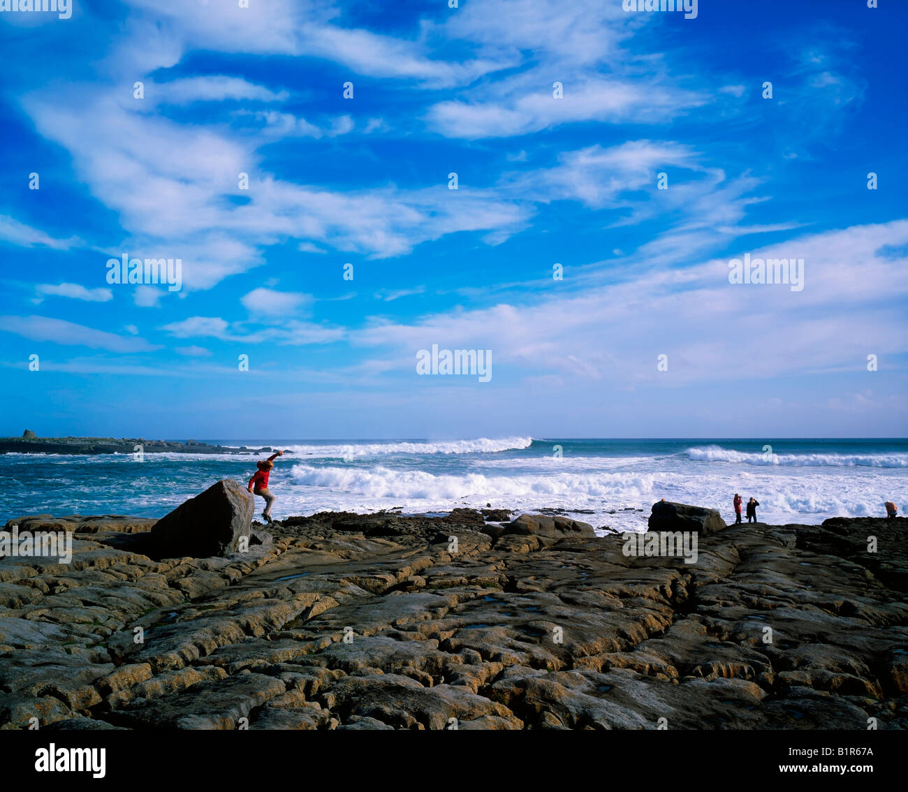Doolin seashore hi-res stock photography and images - Alamy