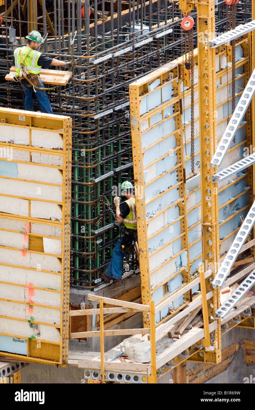 Ongoing construction hi-res stock photography and images - Alamy