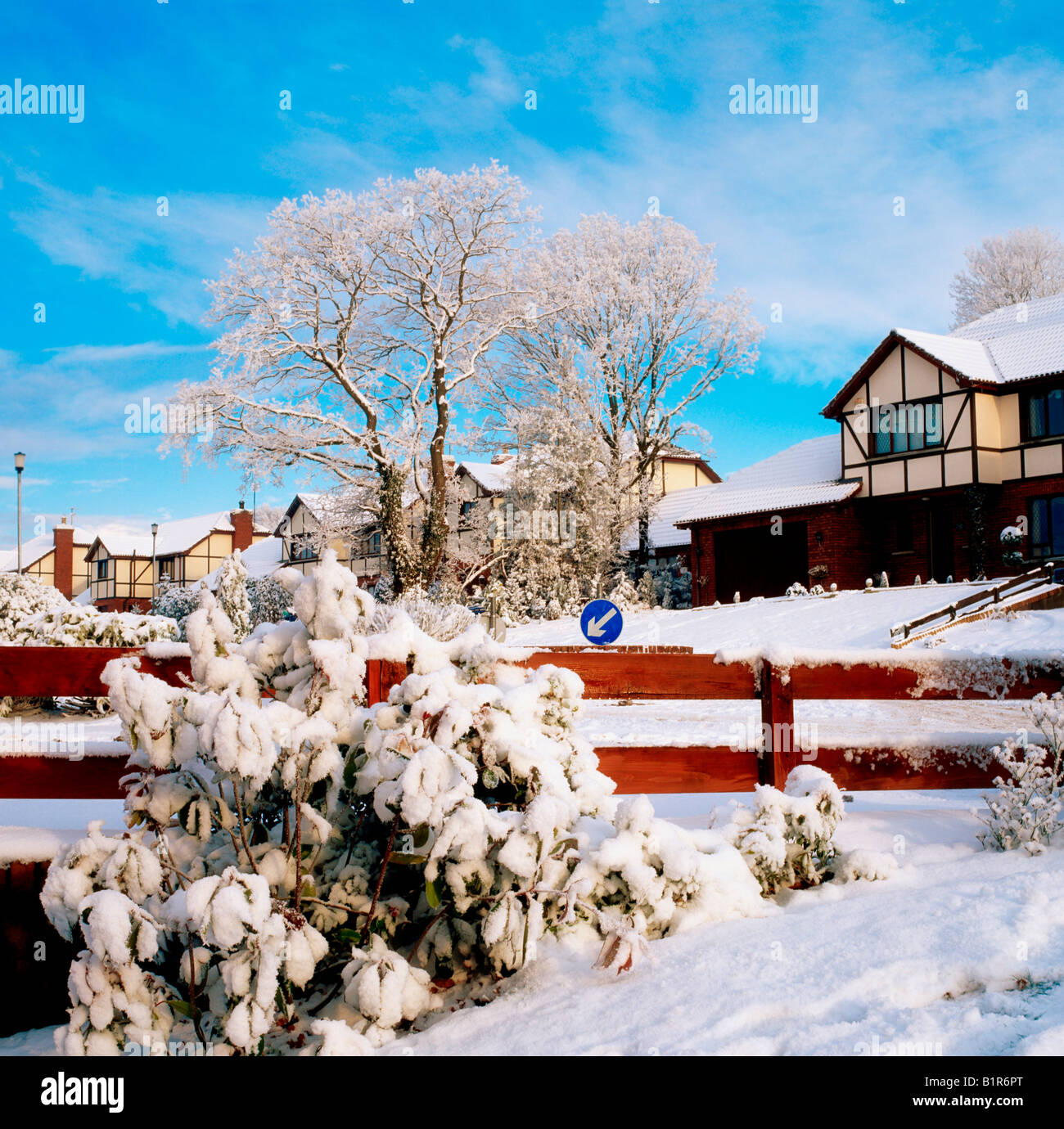 Ireland snow person hi-res stock photography and images - Alamy