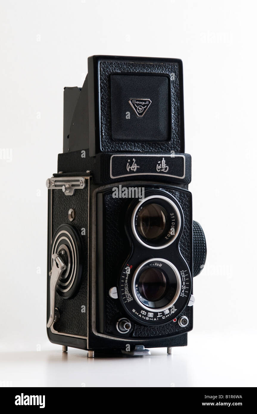 Early model of the China made Seagull medium format camera ...