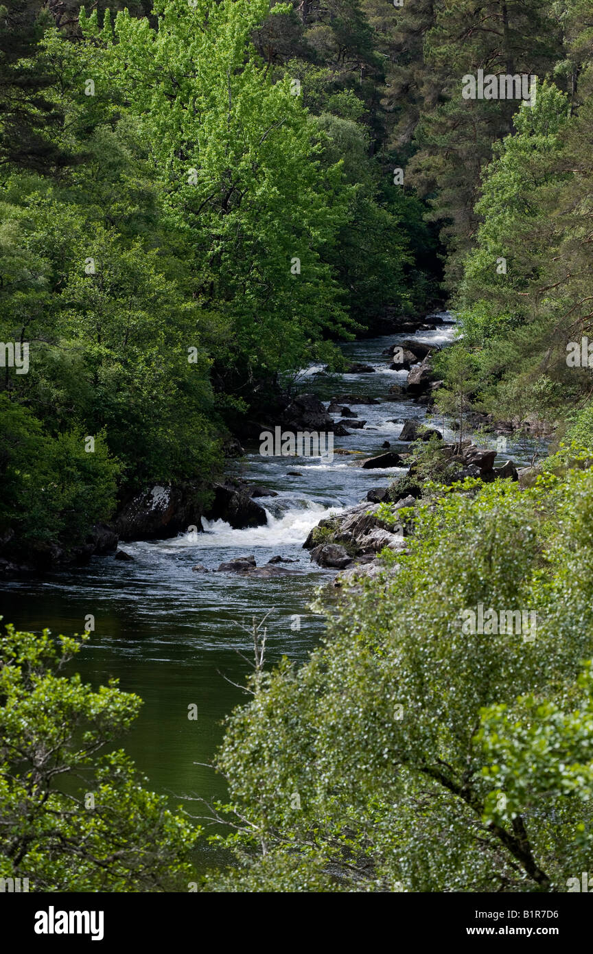 Rivers of scotland hi-res stock photography and images - Alamy