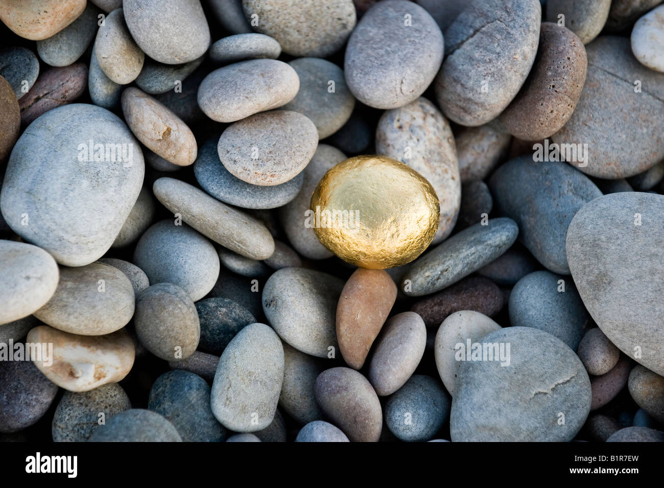 Goldleaf texture hi-res stock photography and images - Alamy