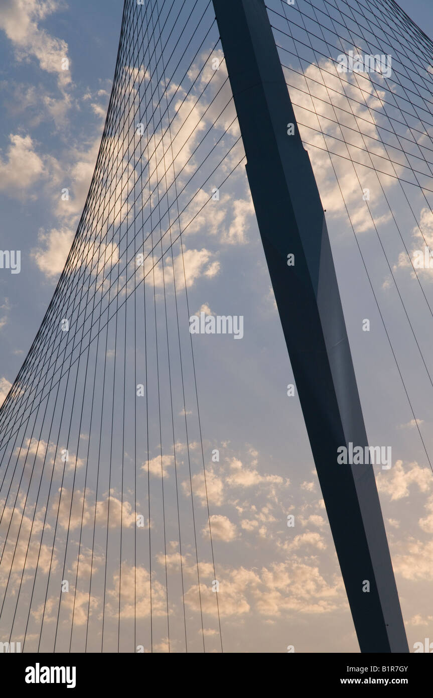 Israel Jerusalem String Bridge at the entrance to the city designed by ...
