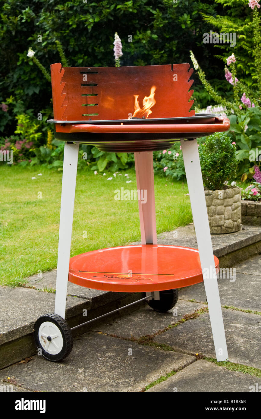 Unattended barbecue bbq barbeque barbie hi-res stock photography and ...