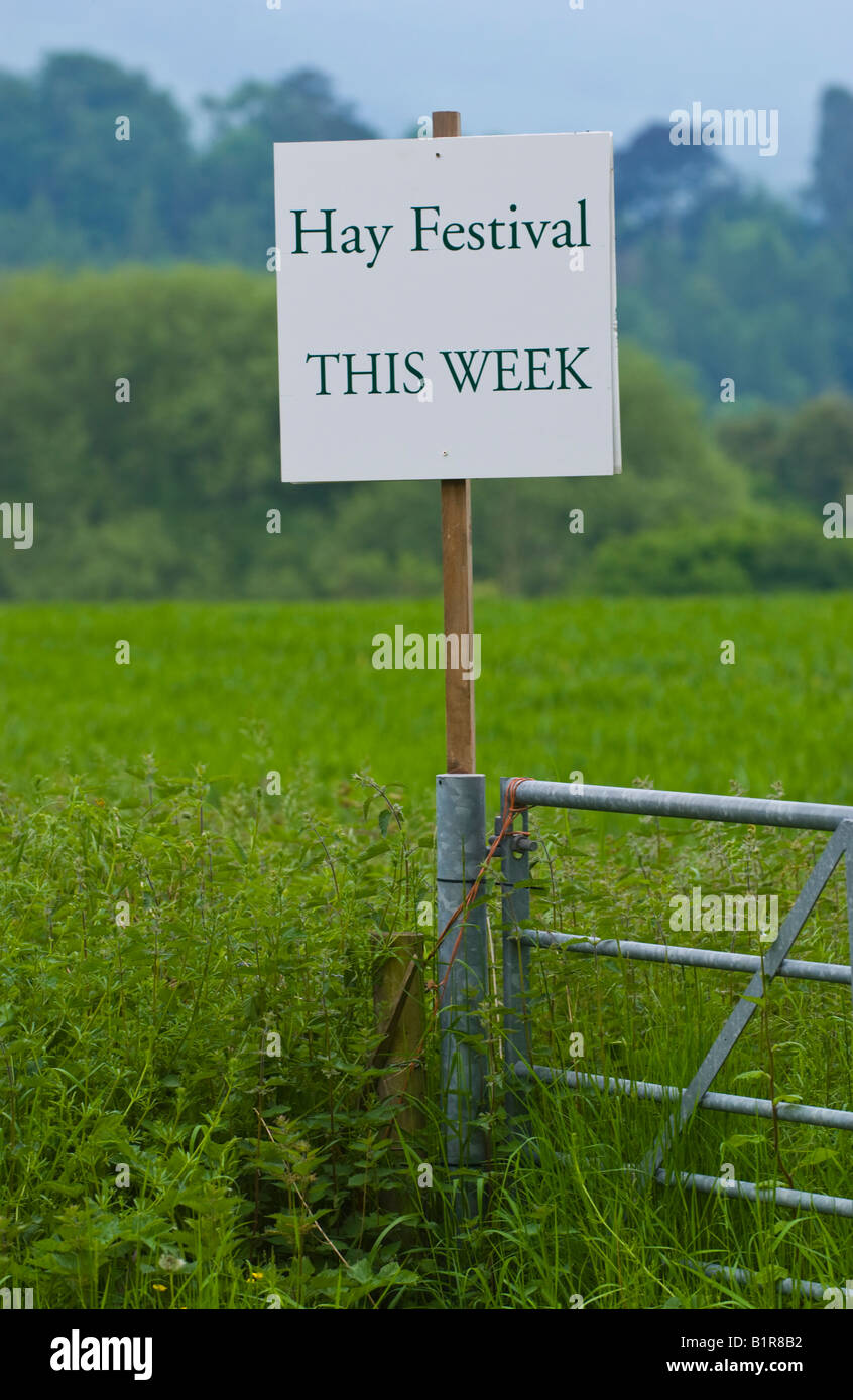 Hay festival sign hi-res stock photography and images - Alamy